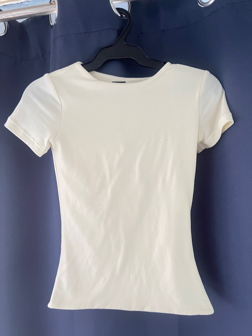 mera top, Women's Fashion, Tops, Shirts on Carousell