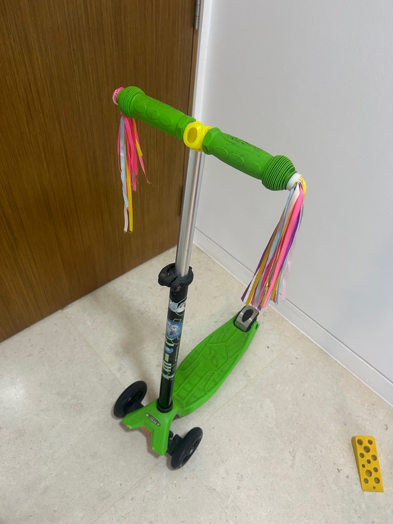 Micro Maxi Kick Scooter, Sports Equipment, Other Sports Equipment and ...