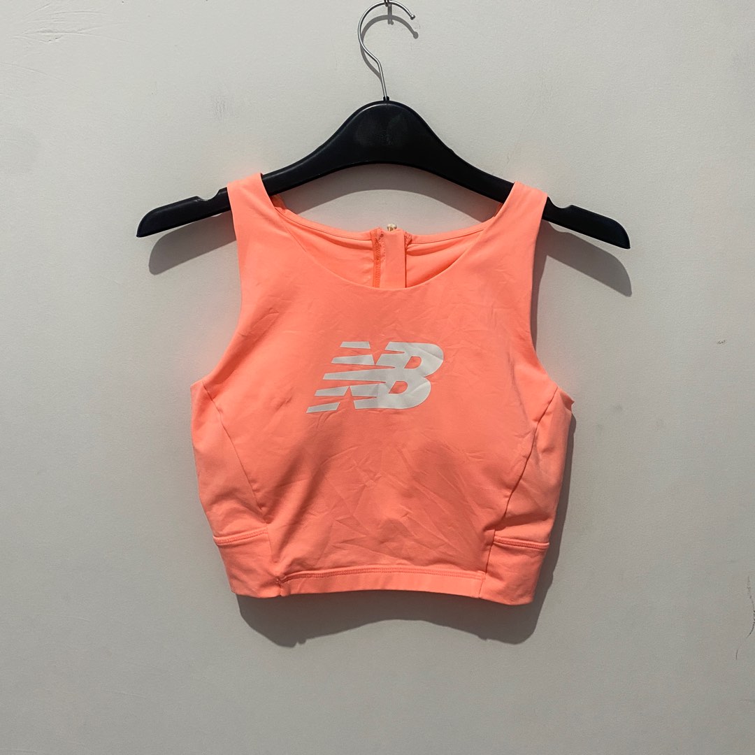 New balance crop top, Fesyen Wanita, Pakaian Wanita, Atasan di Carousell