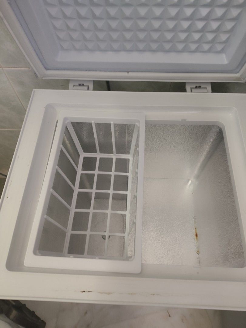 Peti Sejuk Beku (Deep Freezer), TV & Home Appliances, Kitchen ...