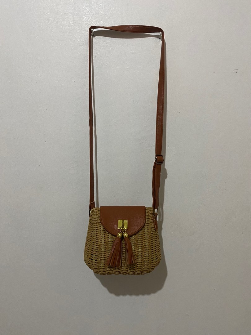 Rattan Crossbody Bag, Women's Fashion, Bags & Wallets, Cross-body Bags ...