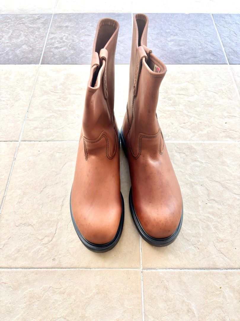 Redwing PECOS 8241 | US10 Size, Men's Fashion, Footwear, Boots on Carousell