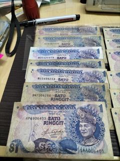 RM100 1st Prefix 11 Series Old Banknotes, Hobbies & Toys, Collectibles ...