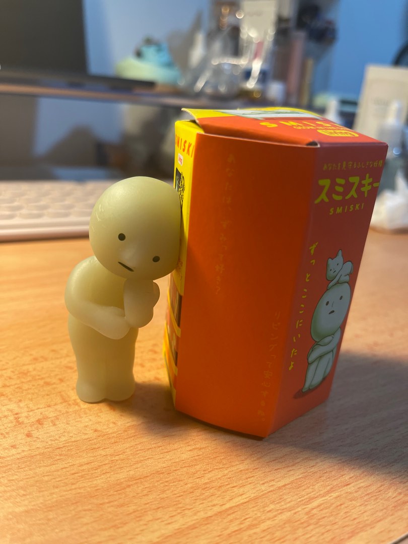 Smiski Living Series Thinking, Hobbies & Toys, Toys & Games on Carousell