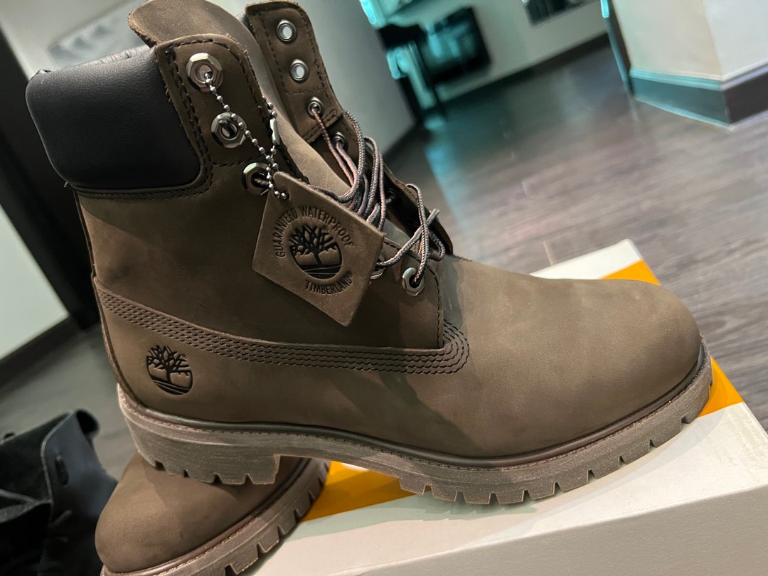 Timberland Iconic Mens Boots, Men's Fashion, Footwear, Boots on Carousell