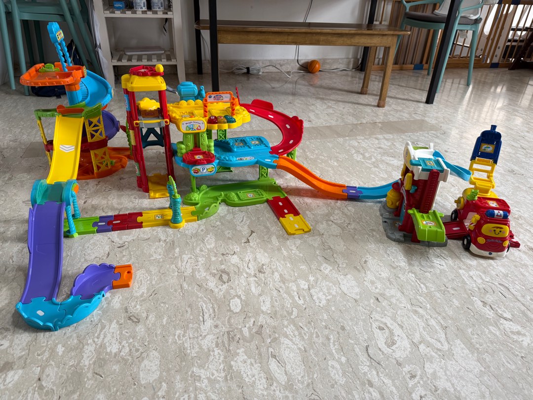 Vtech Toot-toot Drivers tracks, garage & Big Fire Engine, Hobbies & Toys, Toys & Games on Carousell