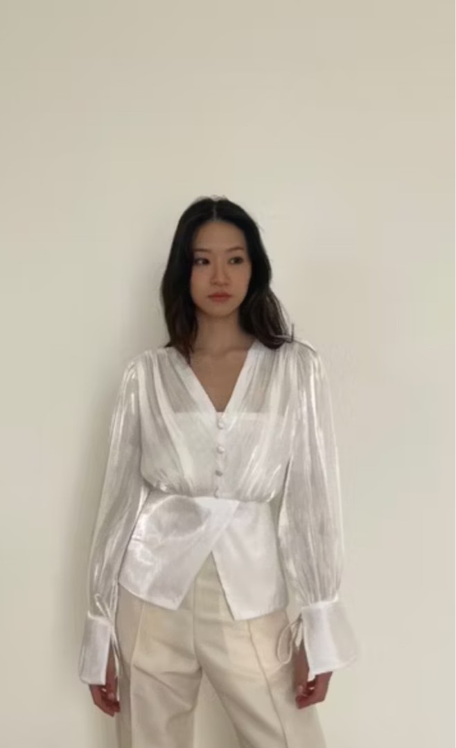 White shirt kemeja putih lengan panjang peplum, Fesyen Wanita, Muslim ...
