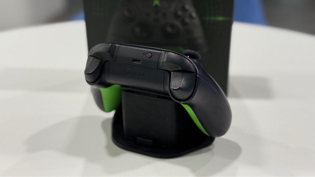 Xbox One Wireless Limited 20th Anniversary Edition controller, Video ...