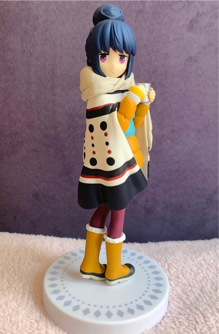 搖曳露營志摩凜手辦模型公仔擺設Yurucamp figure, 興趣及遊戲, 收藏品及紀念品, 明星周邊 - Carousell