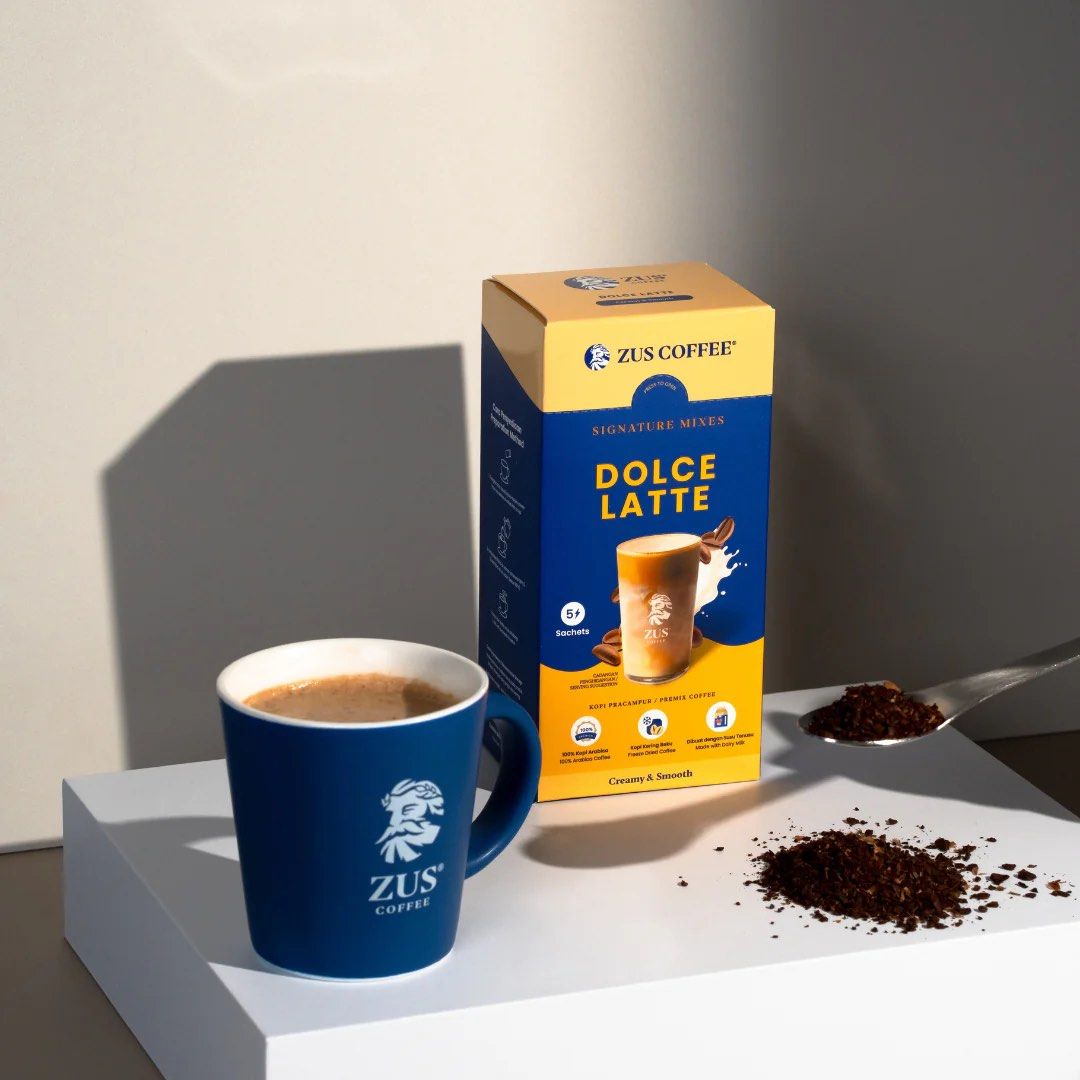 ZUS COFFEE BOX 5 sachet per box, Food & Drinks, Packaged & Instant Food ...