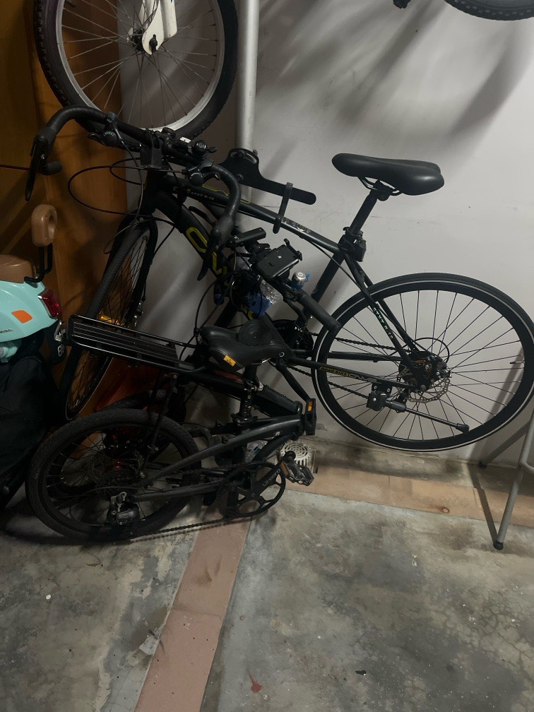 Take both bikes Camel road bike & titan v3 Foldable bike, Sports ...