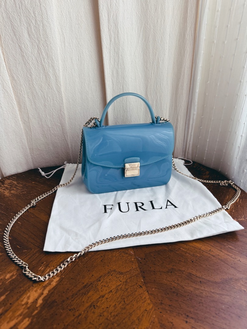 [星野選物商行]義大利製 FURLA PVC 鏈條斜背果凍包, 她的時尚, 包包、錢包, 肩背、側背包在旋轉拍賣