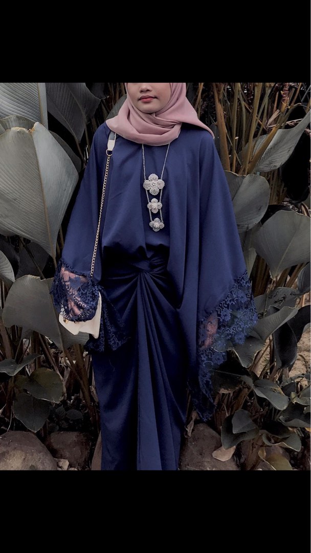 baju raya + kain pario, Women's Fashion, Muslimah Fashion, Baju Kurung ...