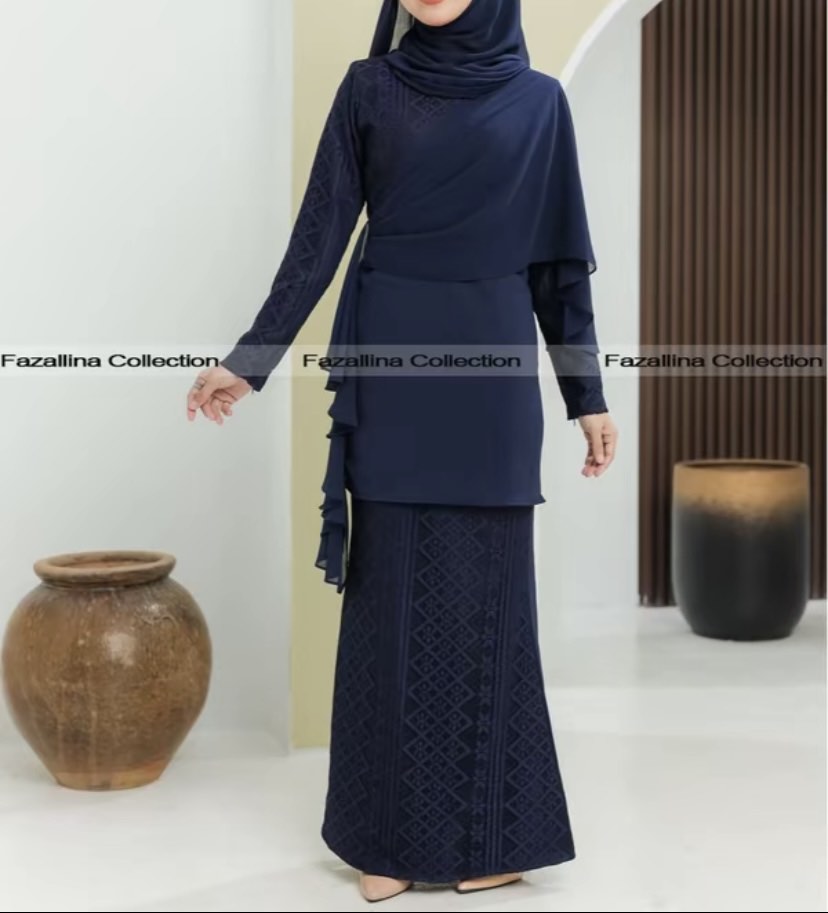 Baju Raya Navy Blue. Nak letgo(New), Women's Fashion, Muslimah Fashion ...