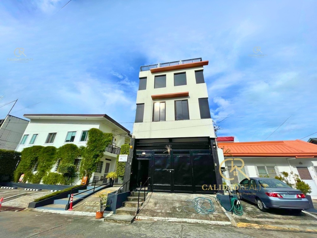 BF Homes 13BR 3 Storey Building For Sale Fully Furnished Paranaque City ...