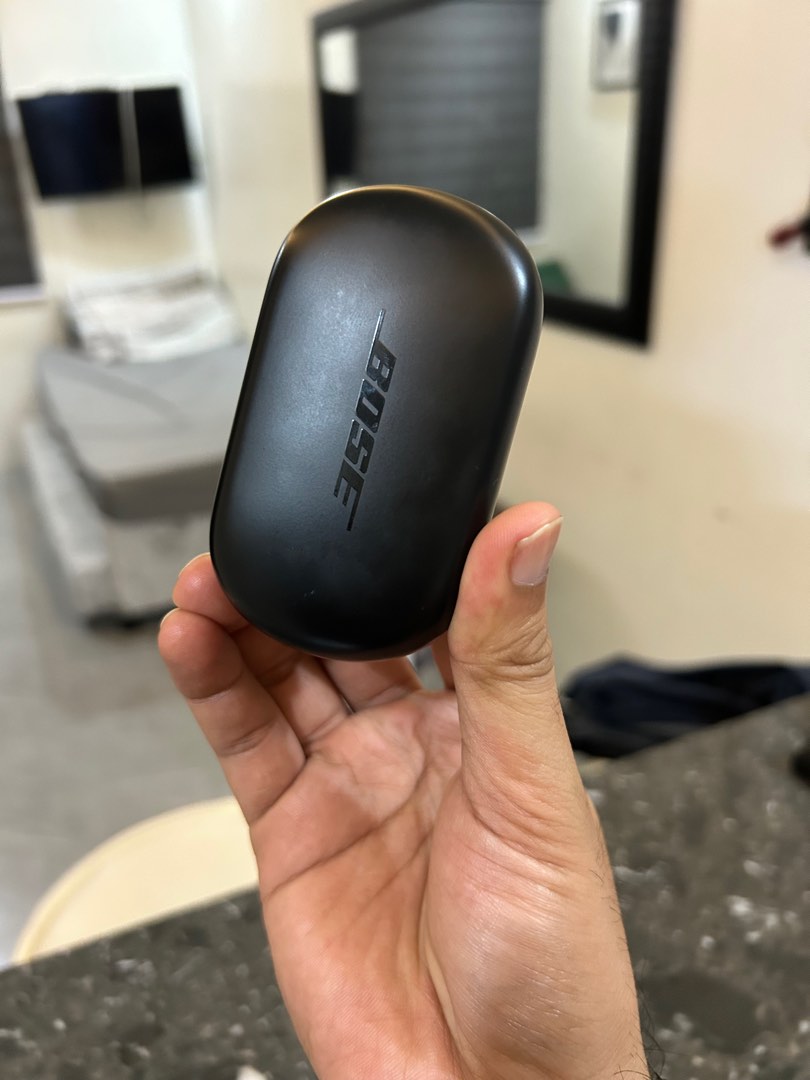Bose QC1, Audio, Headphones & Headsets on Carousell
