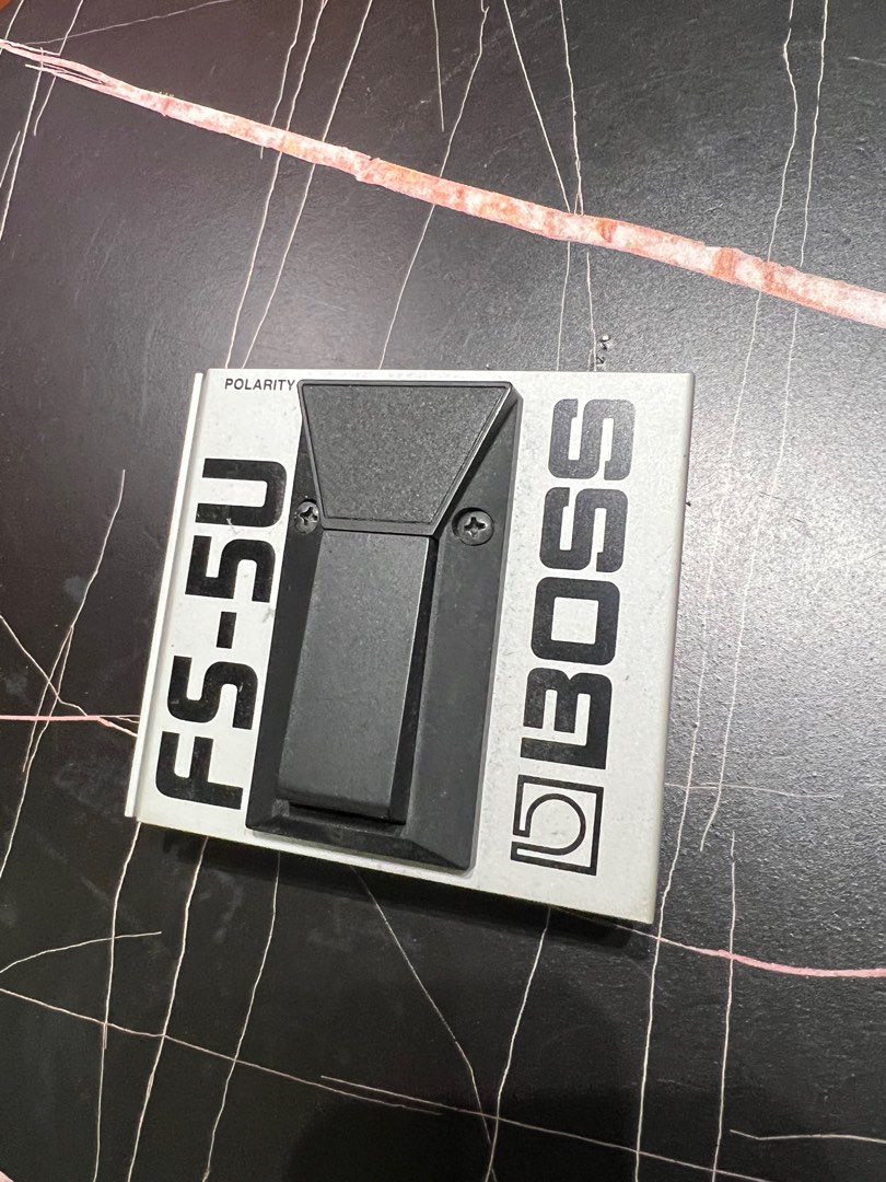 BOSS FS-5-U Foot Switch, Hobbies & Toys, Music & Media, Musical ...