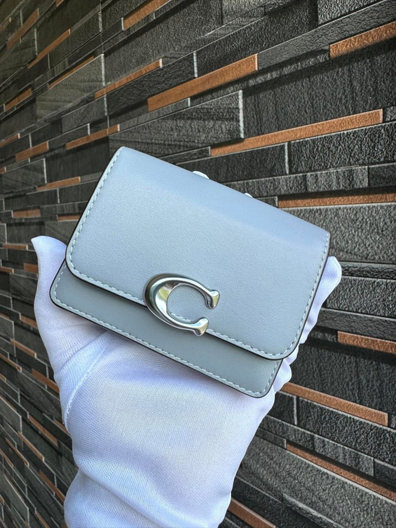 Brandnew Coach Bandit Card Wallet, Luxury, Bags & Wallets on Carousell