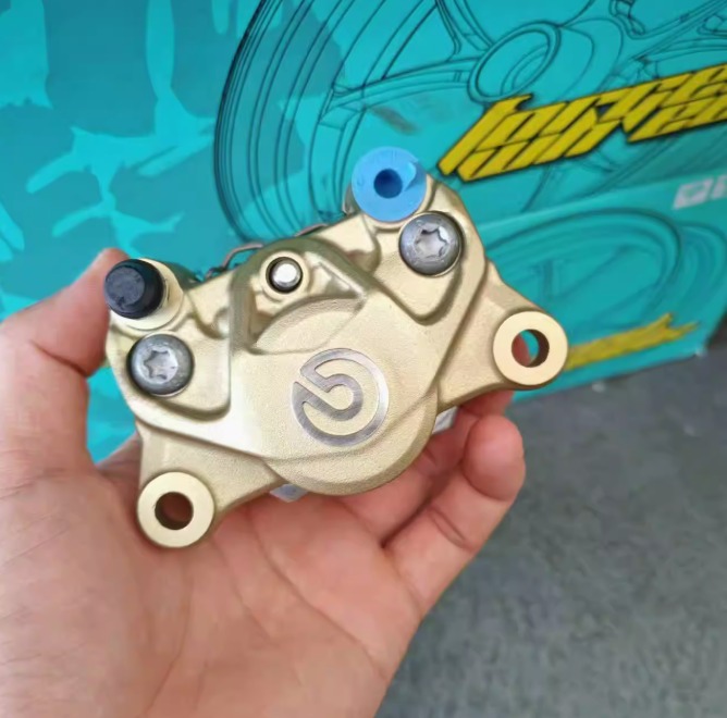 Brembo p34 gold original italy ready stock, Motorbikes on Carousell