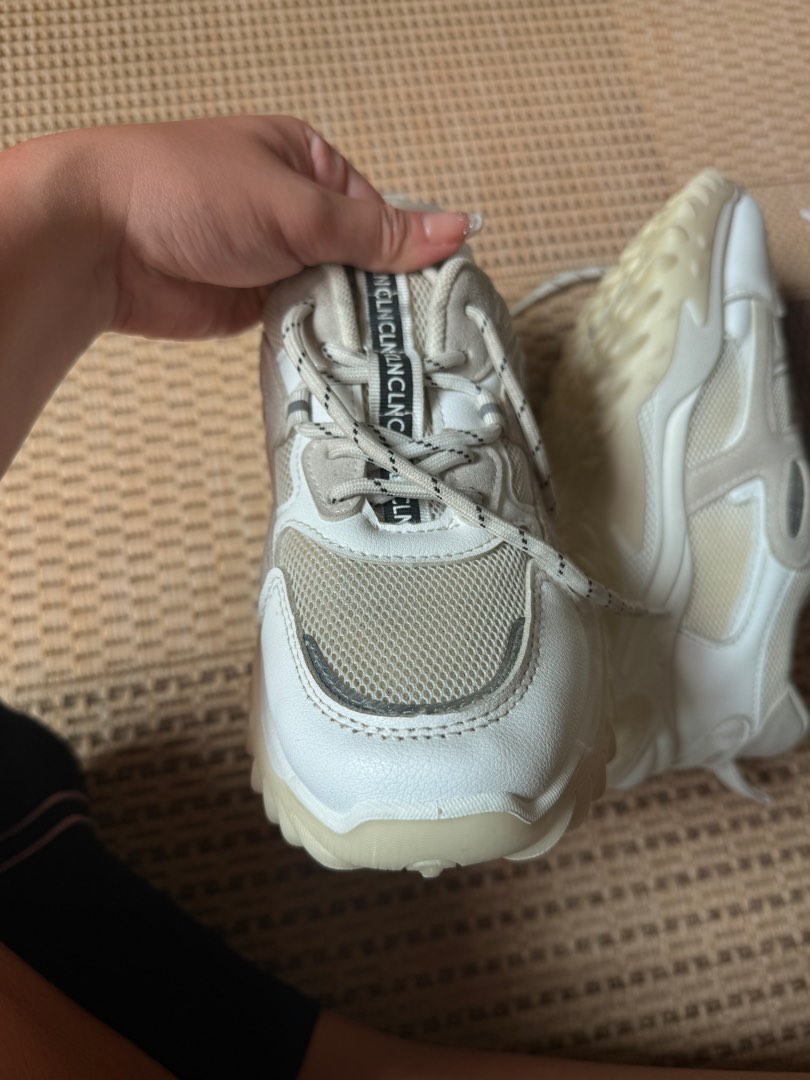 CLN White Rubber Shoes, Women's Fashion, Footwear, Sneakers on Carousell