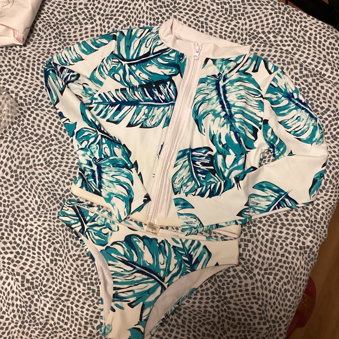 Coco Cabana Rashguard Set, Women's Fashion, Swimwear, Rash guard on ...