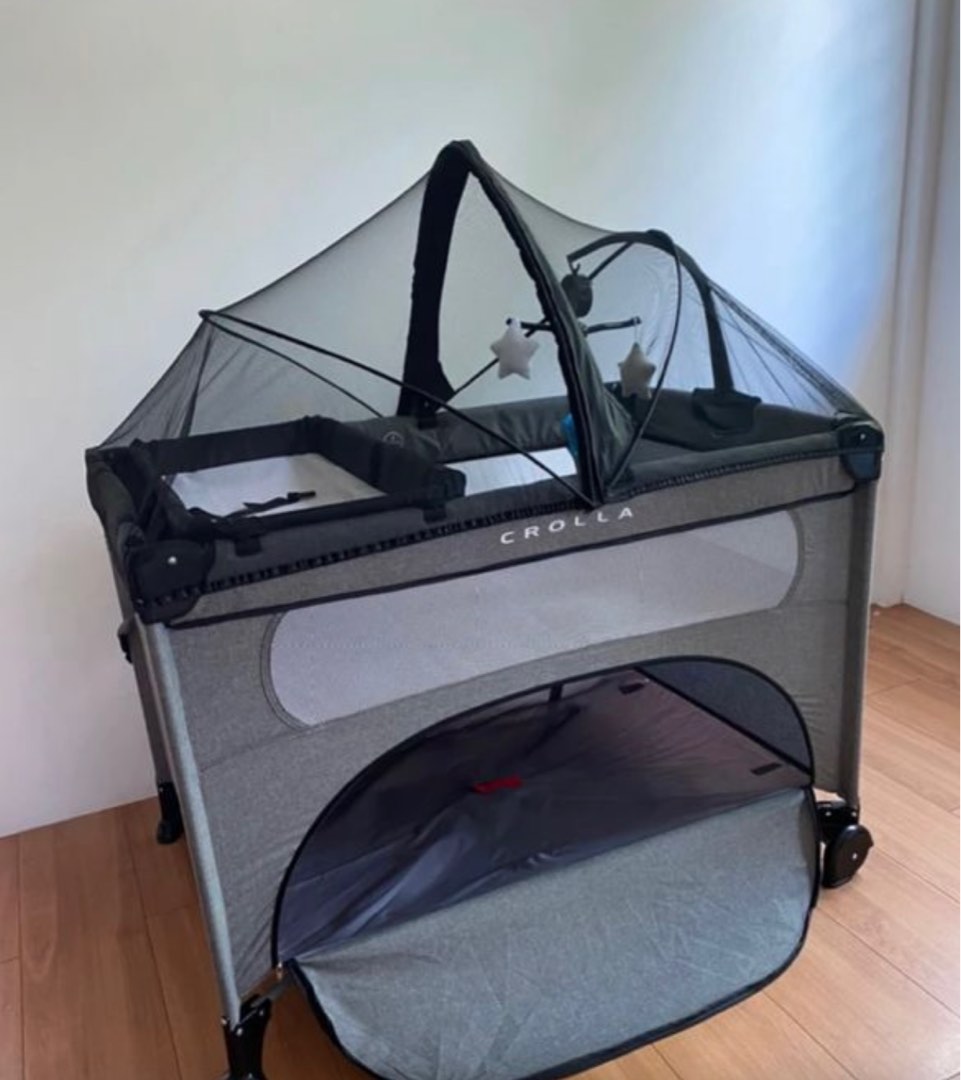 Crolla playpen, Babies & Kids, Baby Nursery & Kids Furniture, Cots ...