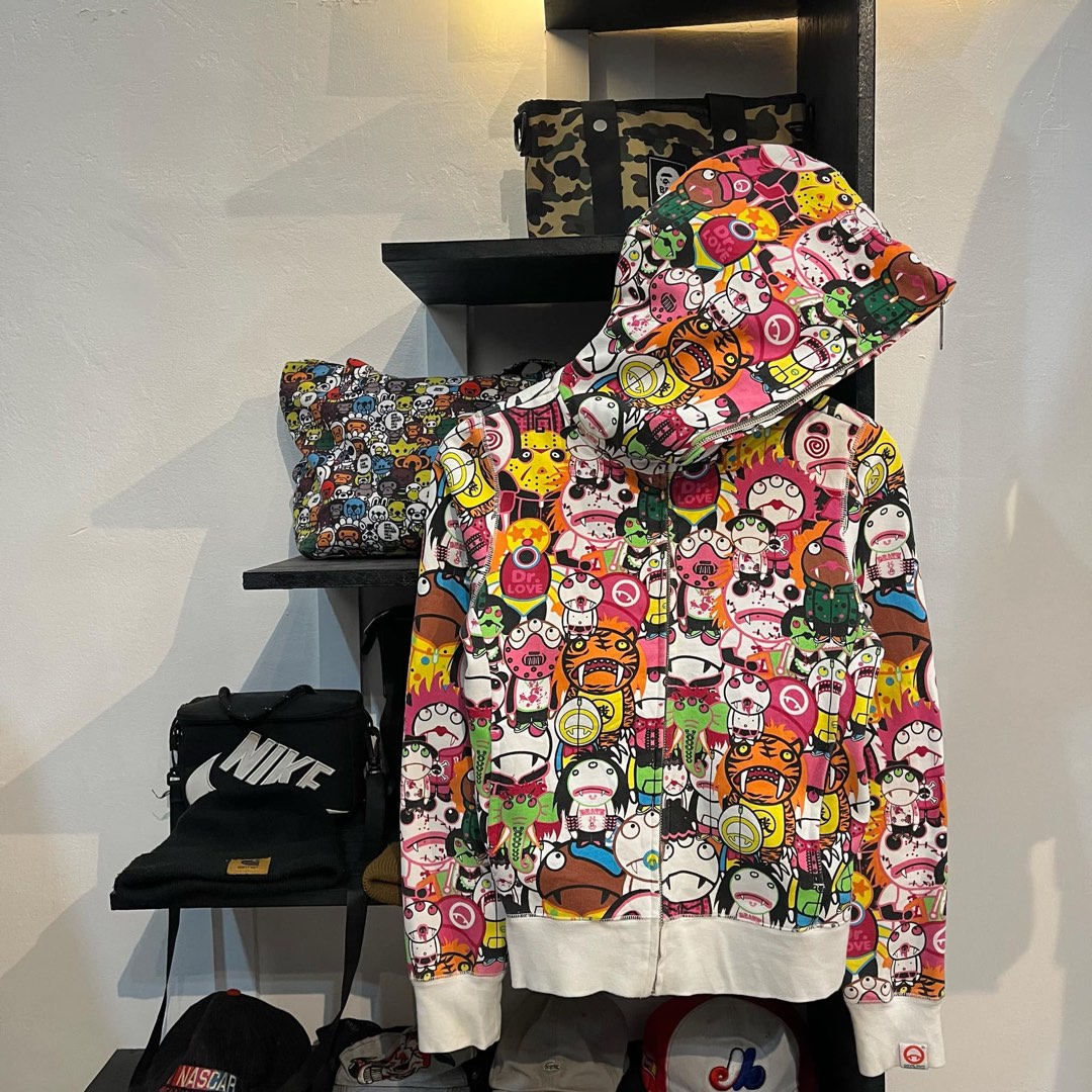 Devil nut aop fullzip, Men's Fashion, Activewear on Carousell