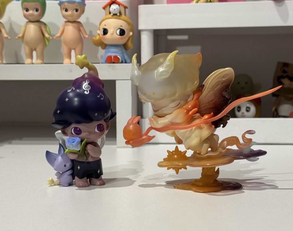 dimoo follow the light finding mokoko butterfly wizard, Furniture ...