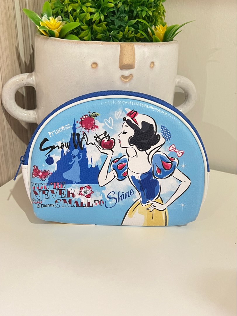 Disney Princess Snow White Makeup Pouch, Women's Fashion, Bags ...