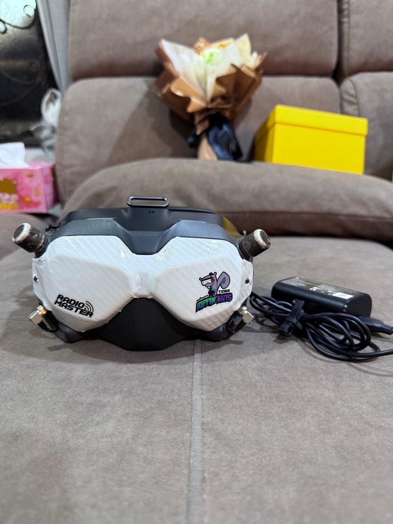 Dji goggles v2 with iflight crystal antenna, Photography, Drones on ...