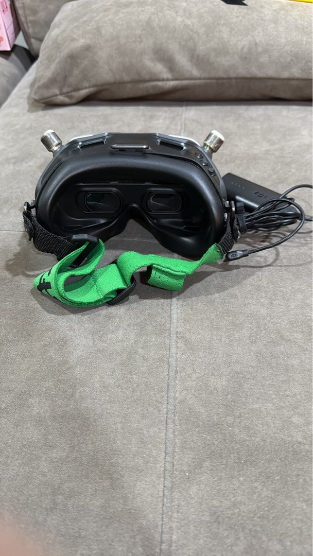 Dji goggles v2 with iflight crystal antenna, Photography, Drones on ...