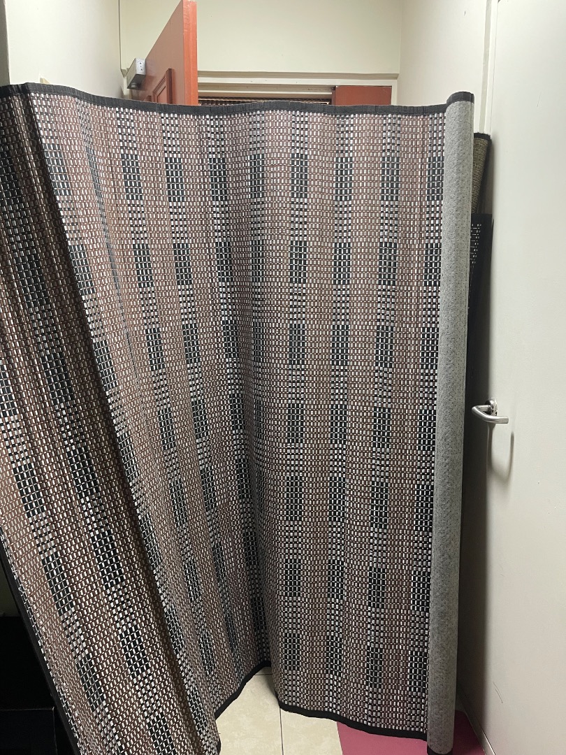 Hari Raya sale/wooden mat carpet to clear, Furniture & Home Living ...