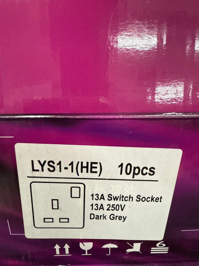 IMITOS WIRING DEVICES - 13A Switch Socket 13A 250V Dark Grey, TV & Home ...