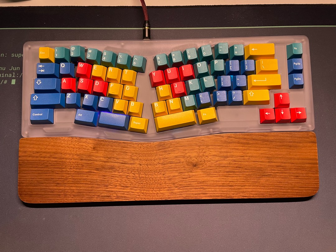 KBDfans Maja v2 PC case Alice keyboard, 電腦＆科技, 電腦周邊及配件, 電腦鍵盤及相關產品 ...