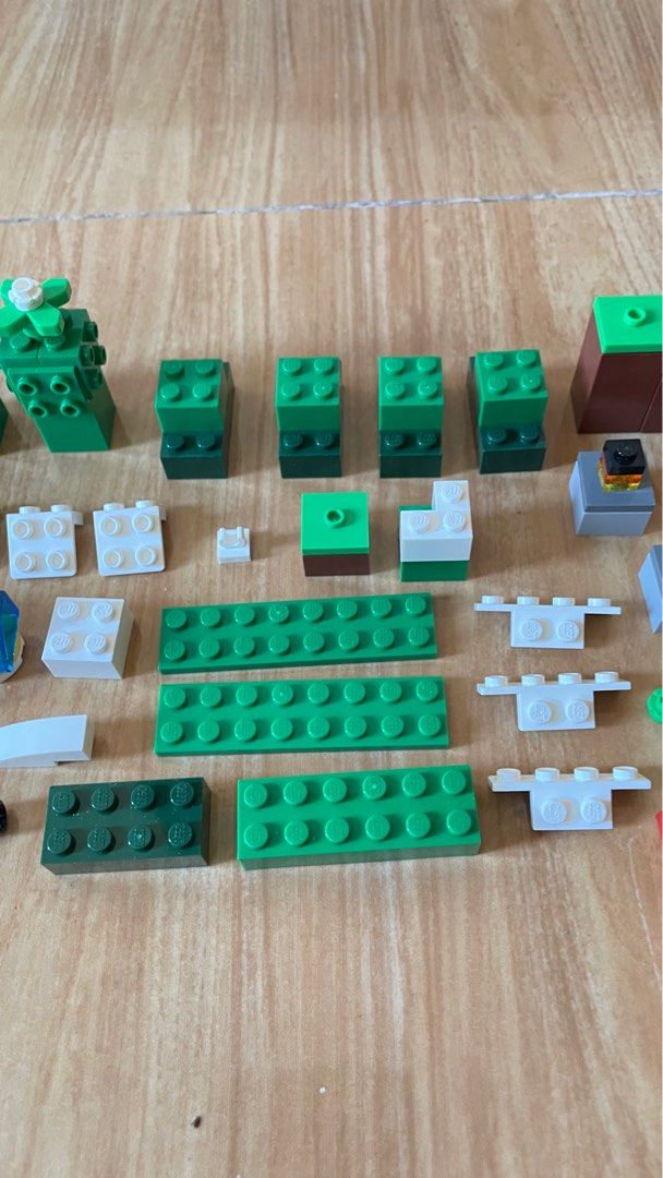 Lego Minecraft Loose Bricks, Hobbies & Toys, Toys & Games on Carousell