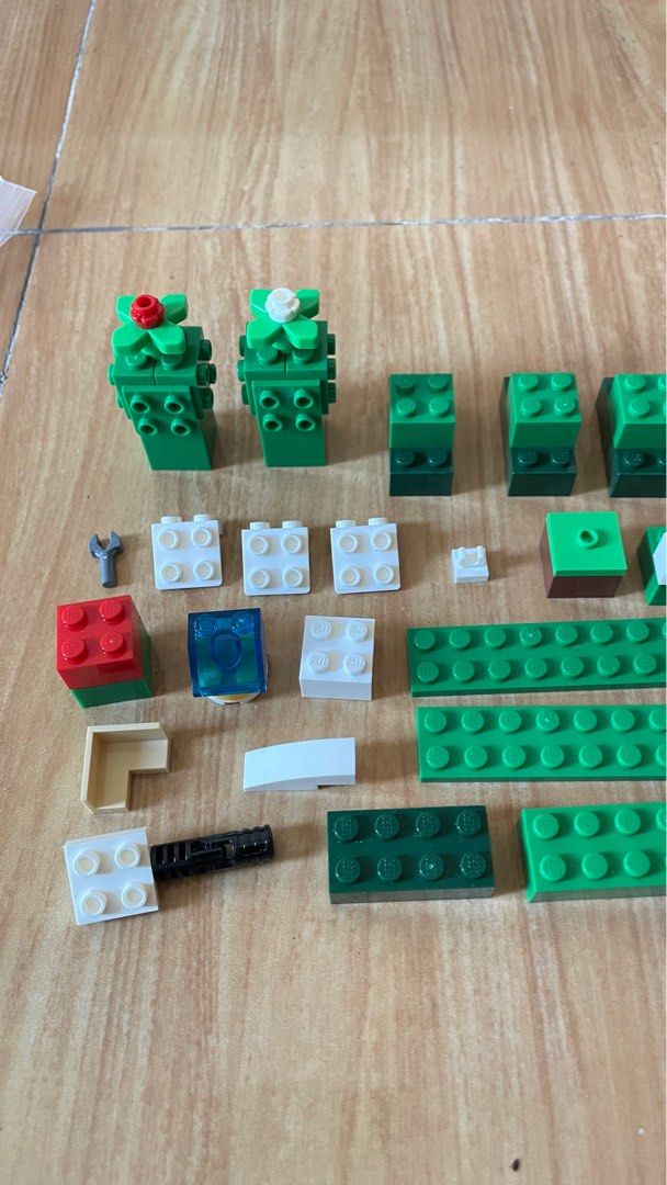 Lego Minecraft Loose Bricks, Hobbies & Toys, Toys & Games on Carousell