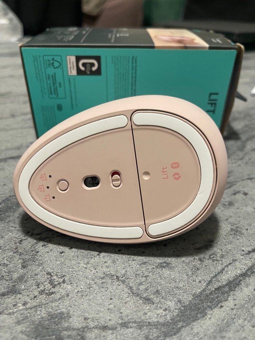 Logitech LIFT mouse, Computers & Tech, Parts & Accessories, Mouse ...