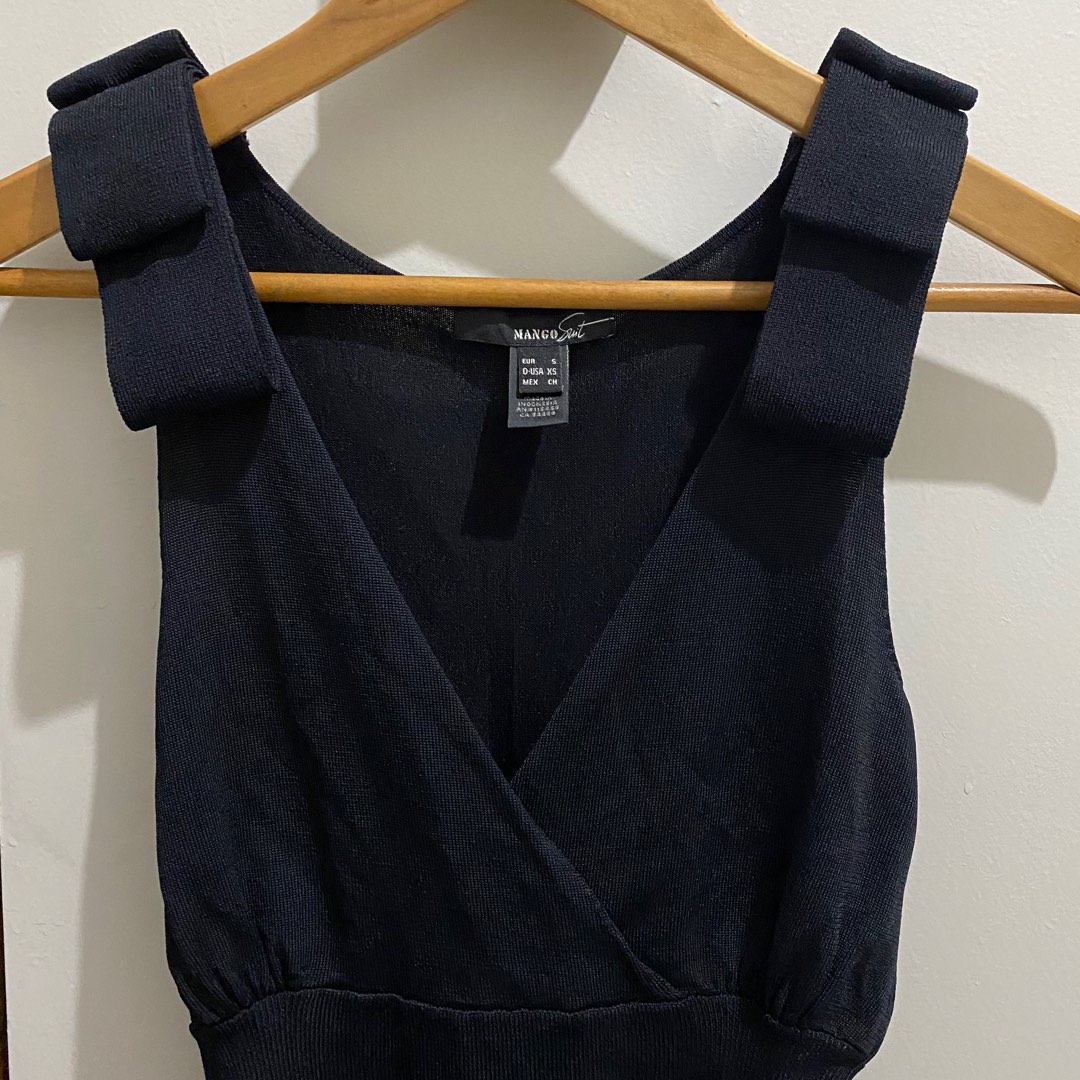 Mango Suit Tank, Fesyen Wanita, Pakaian Wanita, Atasan di Carousell