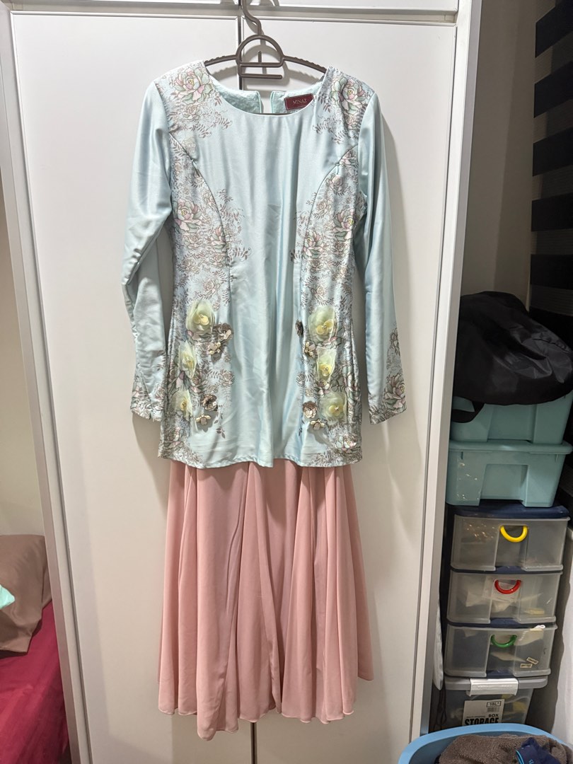 Minaz Kurung, Women's Fashion, Muslimah Fashion, Baju Kurung & sets on ...