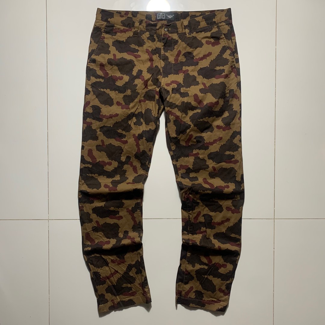 Nike x Poler Outdoor Co - Camo Pants, Men's Fashion, Bottoms, Chinos on Carousell