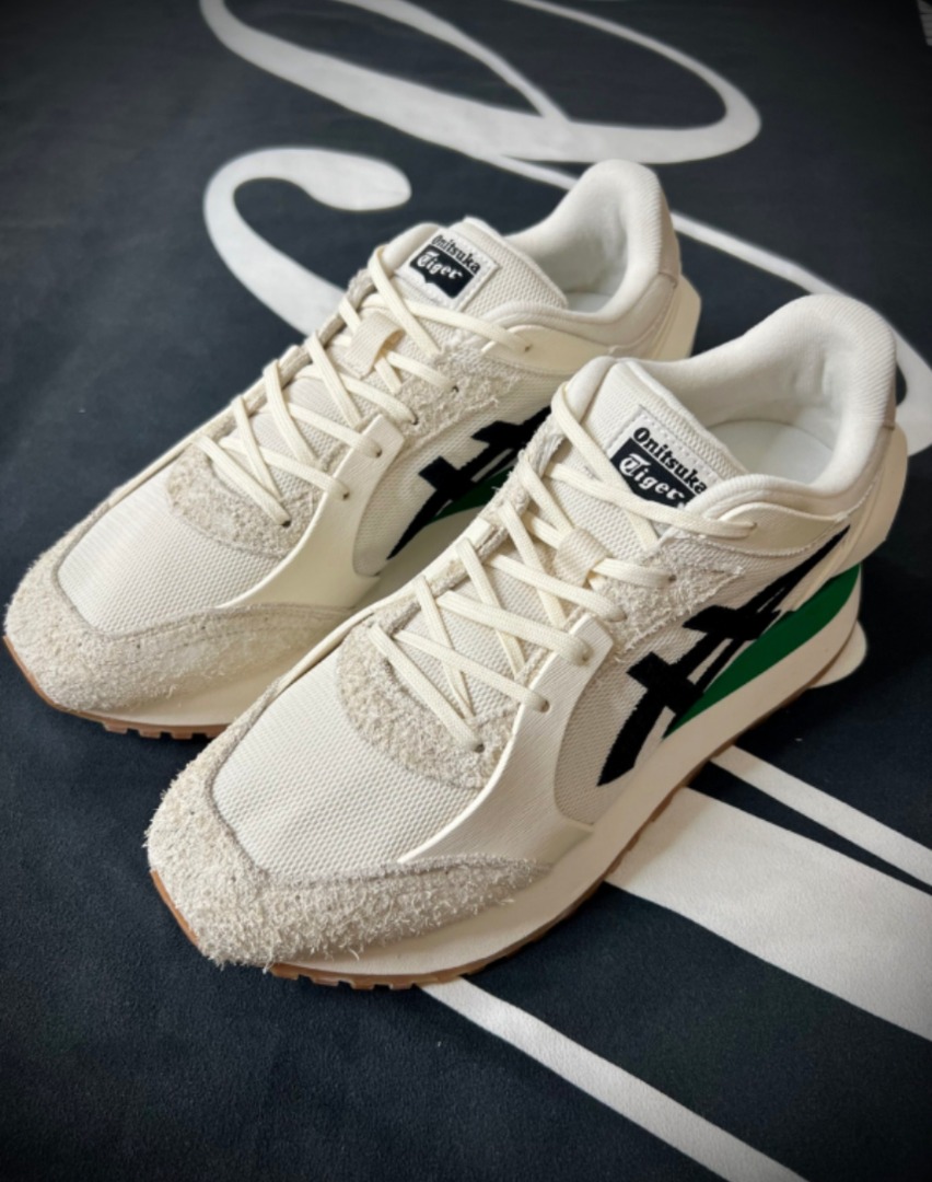 Onitsuka Tiger Moage Co, Women's Fashion, Footwear, Sneakers on Carousell