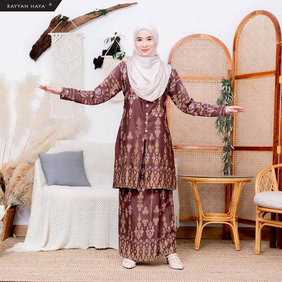 Rayyan Haya' Dalika Buttoned Kurung Code 02, Women's Fashion, Muslimah ...