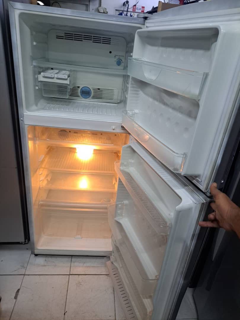 SHARP Fridge freezer 2 door good condition one month warntey ada, TV ...