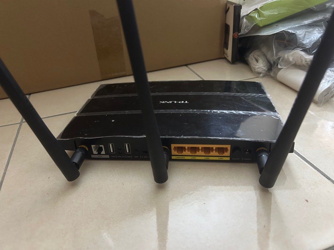 TP-Link TD-W8970 300Mbps Wireless N Gigabit ADSL2+ Modem Router ...