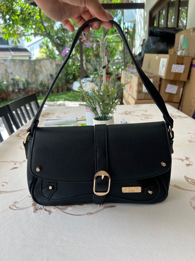 Unisa Black Shoulder Bag, Women's Fashion, Bags & Wallets, Shoulder ...