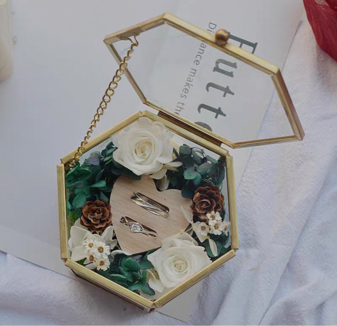 Wedding/ Proposal/ ROM ring box with preserved flowers, Hobbies & Toys ...