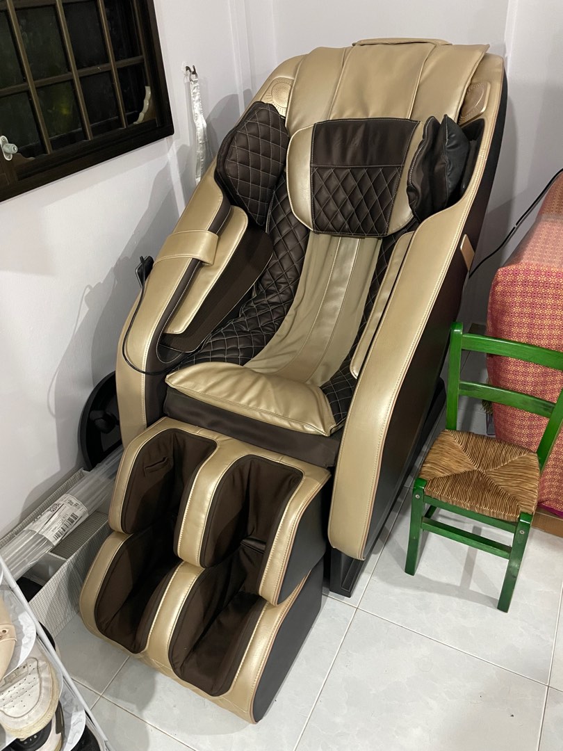 Zero Massage Chair, Health & Nutrition, Massage Devices on Carousell
