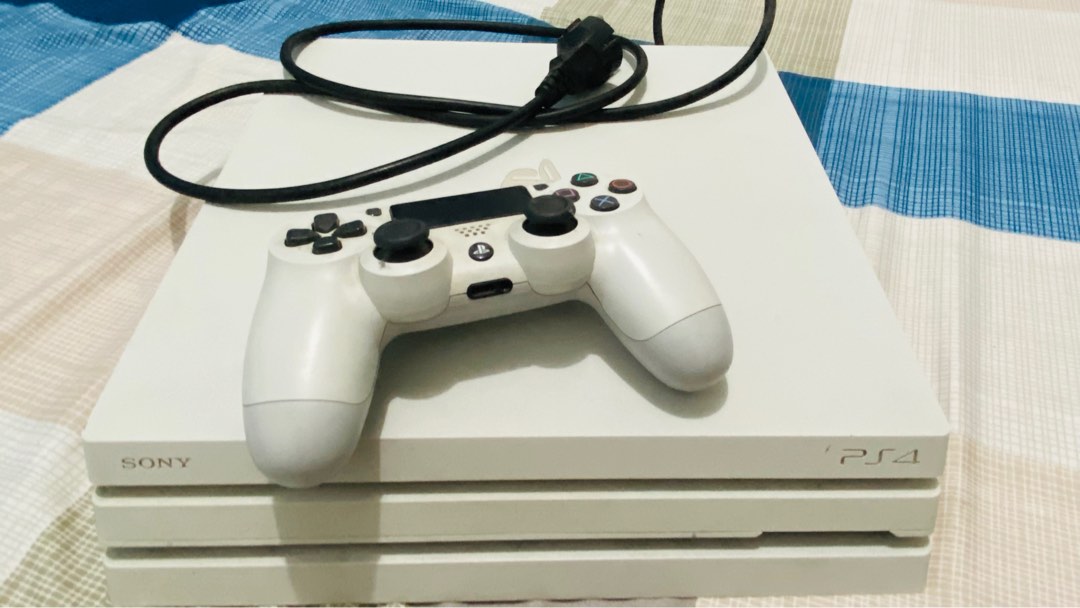 2nd Hand PS4 Pro 1 TB, Video Gaming, Video Game Consoles, PlayStation ...