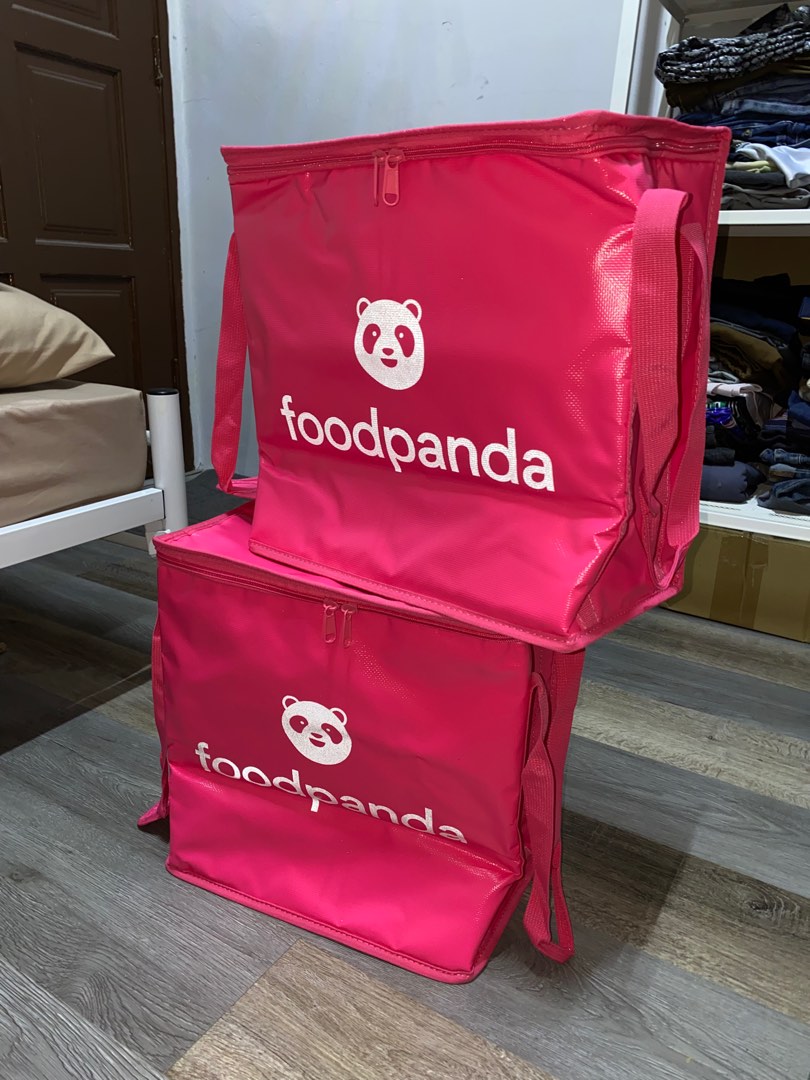Beg dan baju Foodpanda delivery, Everything Else, Others on Carousell