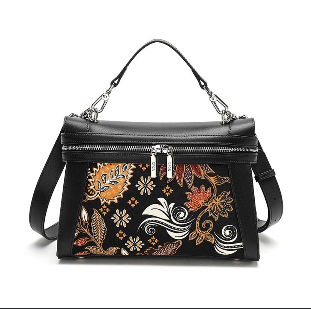 CFOB Trapzoidal Bag, Women's Fashion, Bags & Wallets, Shoulder Bags on ...